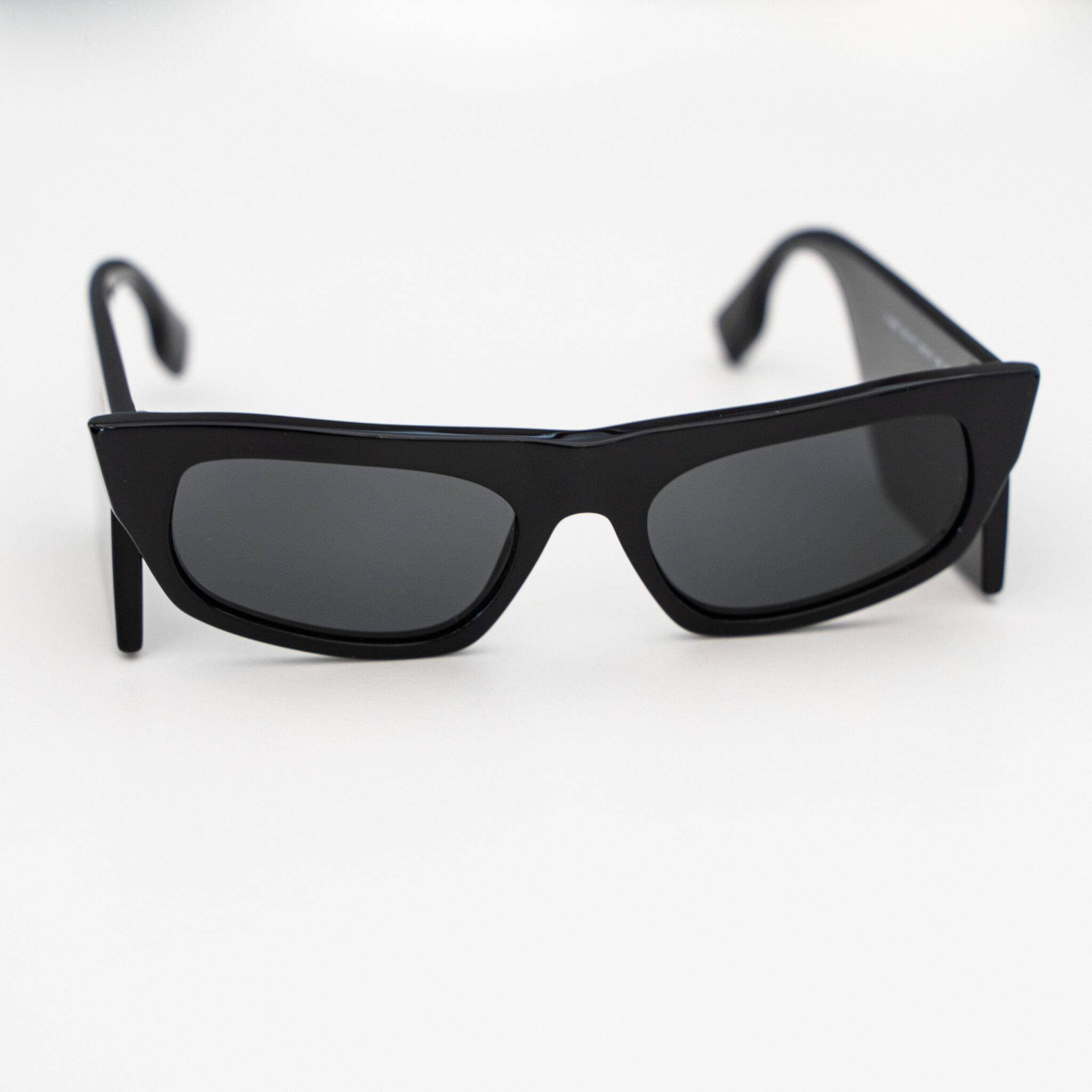 TREND: FUTURISTIČKI MODELI NAOČARA - Yason